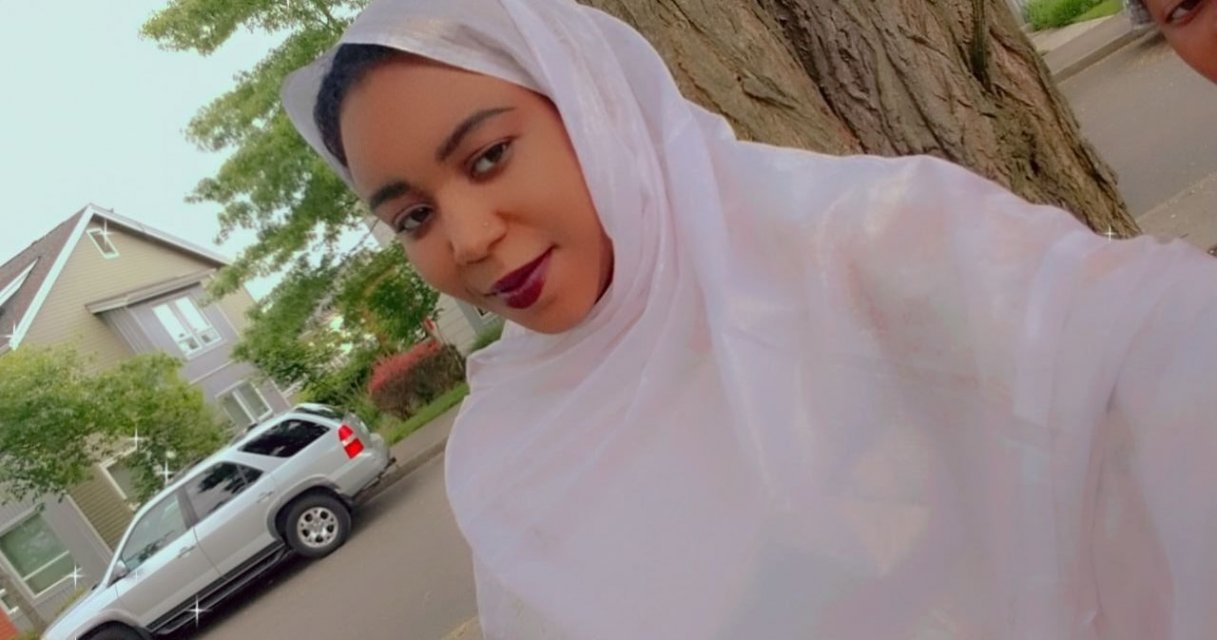 Ghaliya, 22, Seattle - "Ahlam"