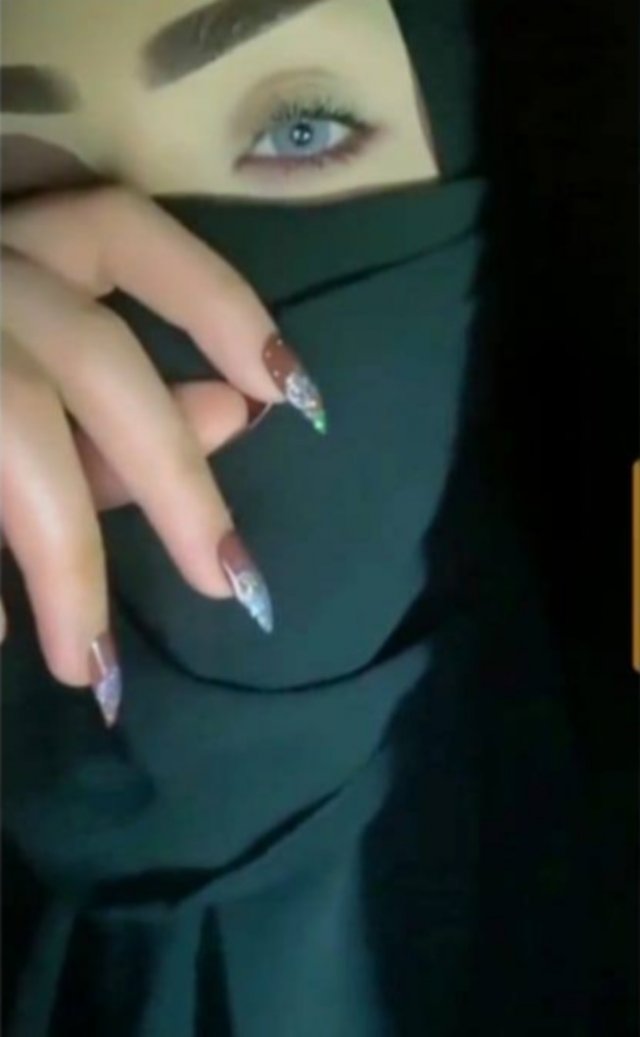 وعد, 24, زفتى‎ - "Ahlam"