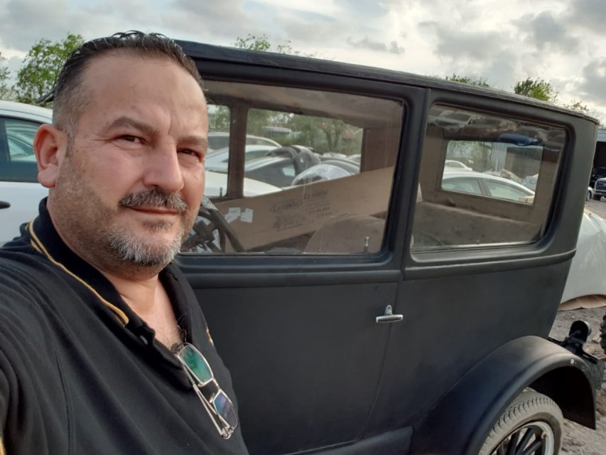 Ali, 40, Houston - "Ahlam"