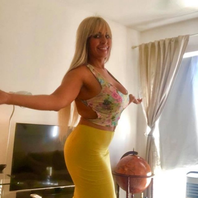 Sara, 44, Oslo - "Ahlam"