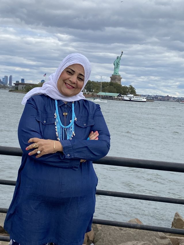 شلال مشاعر, 51, جاكسونفيل - "Ahlam"