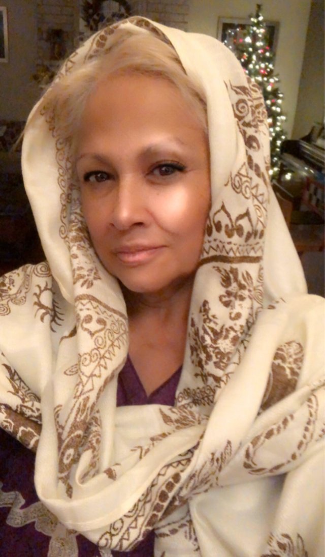 Norie, 61, Houston - "Ahlam"