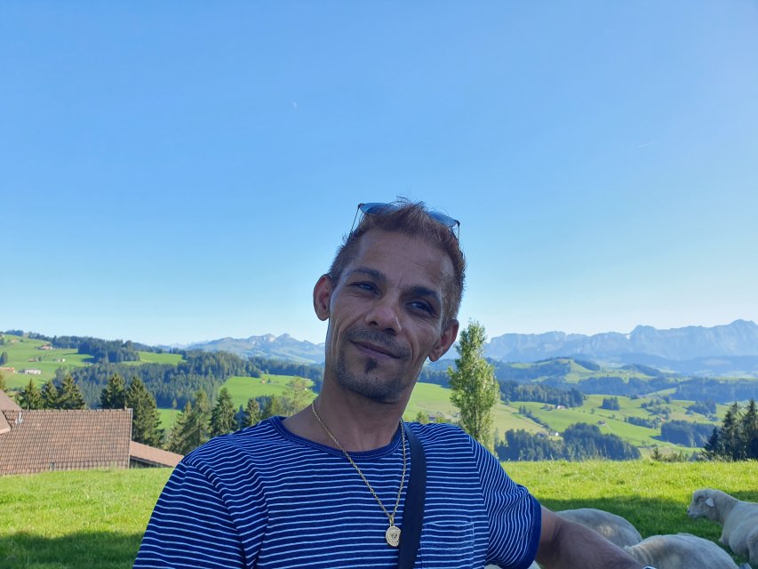 Hussein, 42, Zürich - "Ahlam"