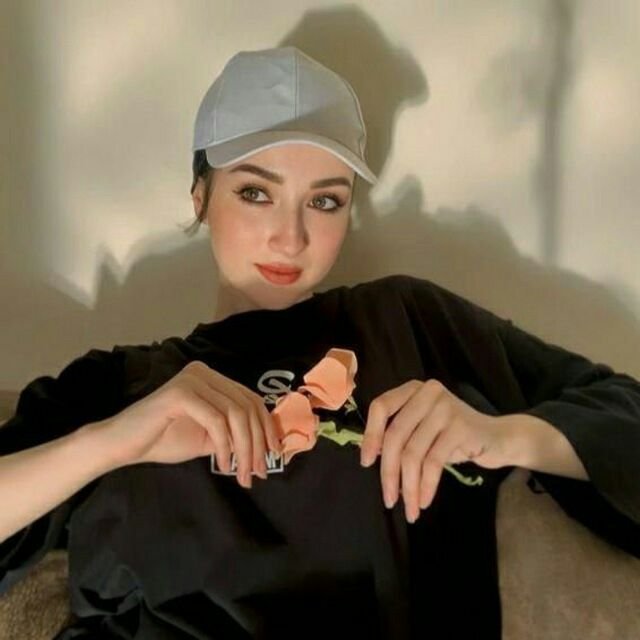 سماح, 23, القاهرة - "Ahlam"