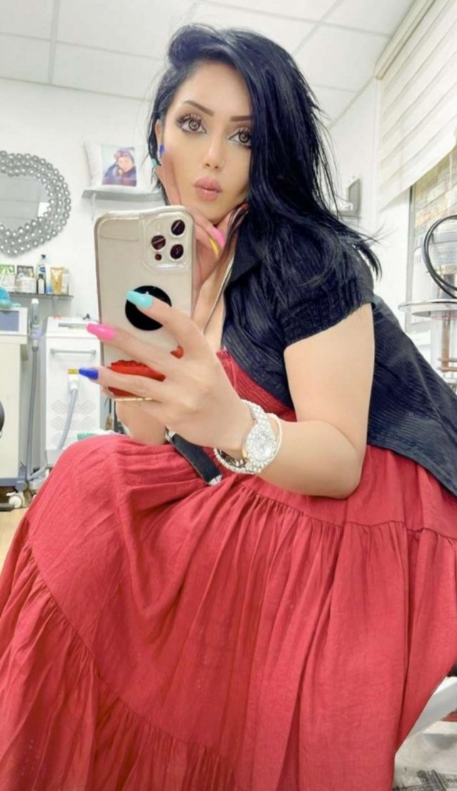 Huda, 40, القدس - "Ahlam"