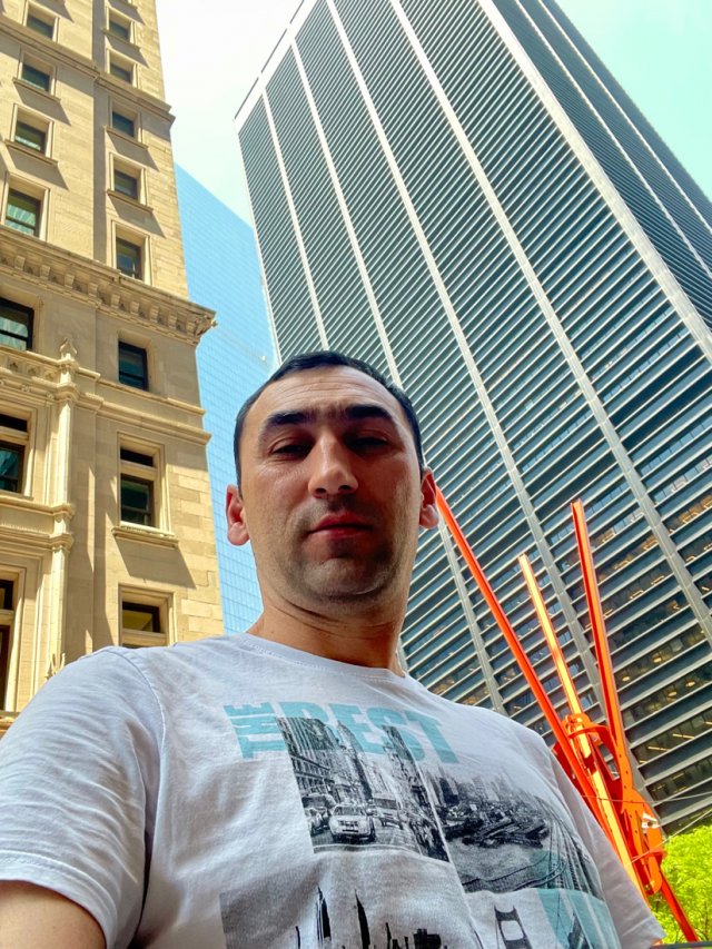 Faris, 33, بروكلين - "Ahlam"