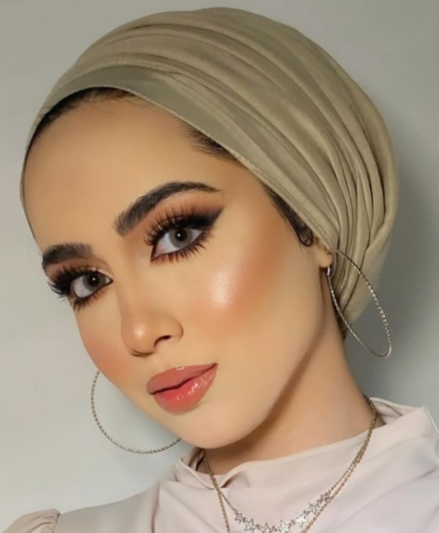 Rana, 35, حيفا - "Ahlam"
