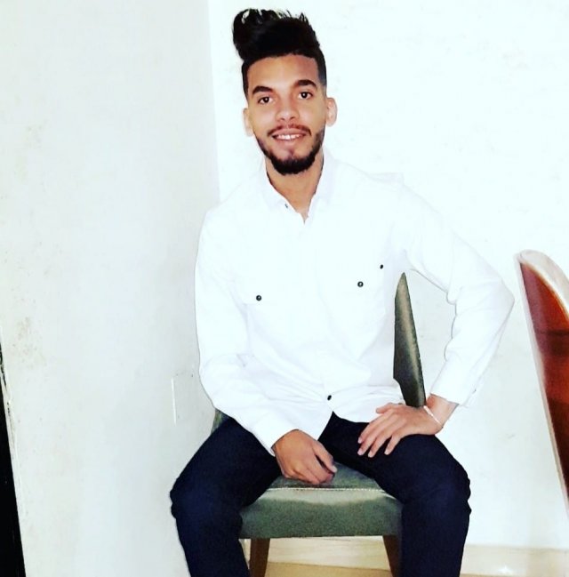 Esmat, 25, القدس - "Ahlam"