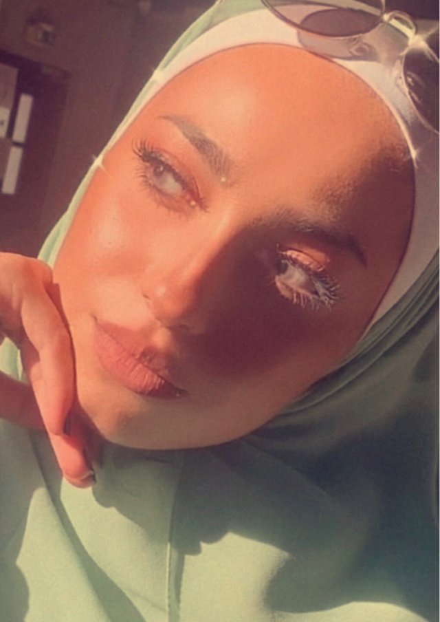 Zeina, 24, Örebro - "Ahlam"