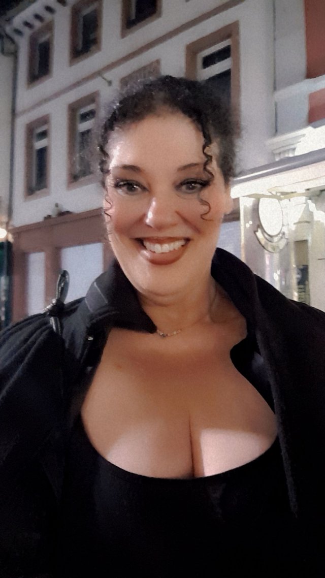 Zaaza, 62, برلين - "Ahlam"