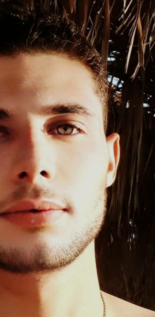 Melad, 30, بيروت - "Ahlam"