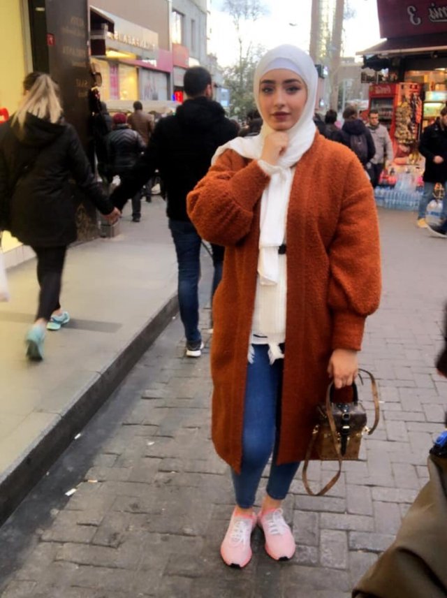 Salma, 29, ساكرامنتو - "Ahlam"