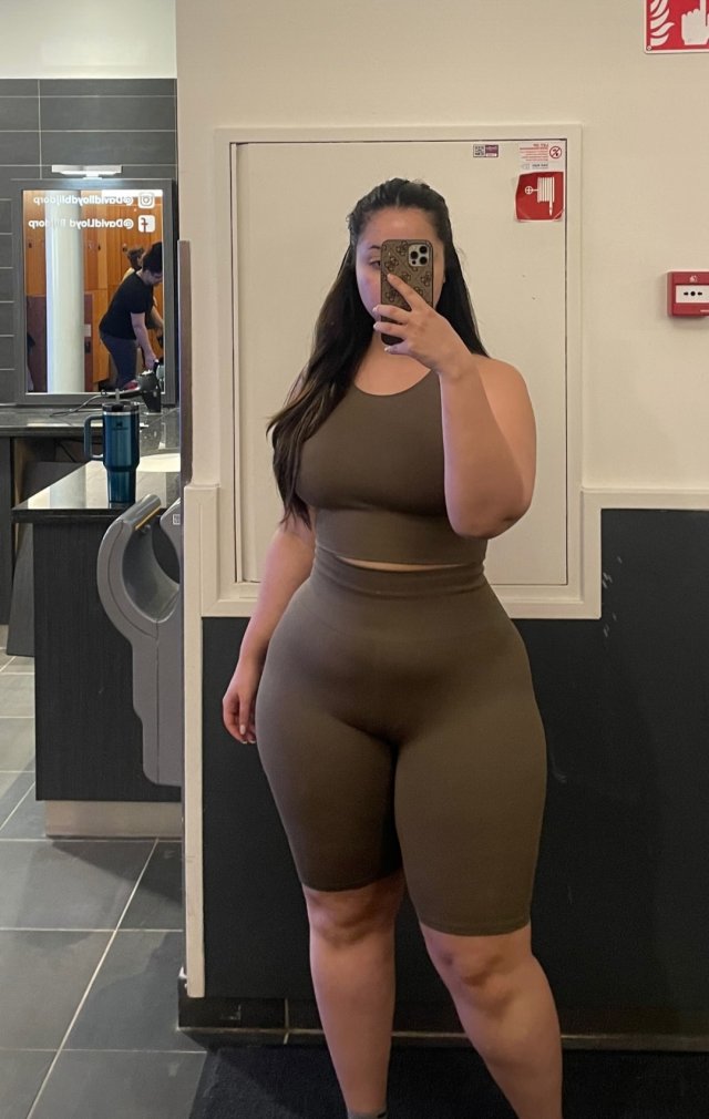 Lower, 34, الجيزة‎ - "Ahlam"