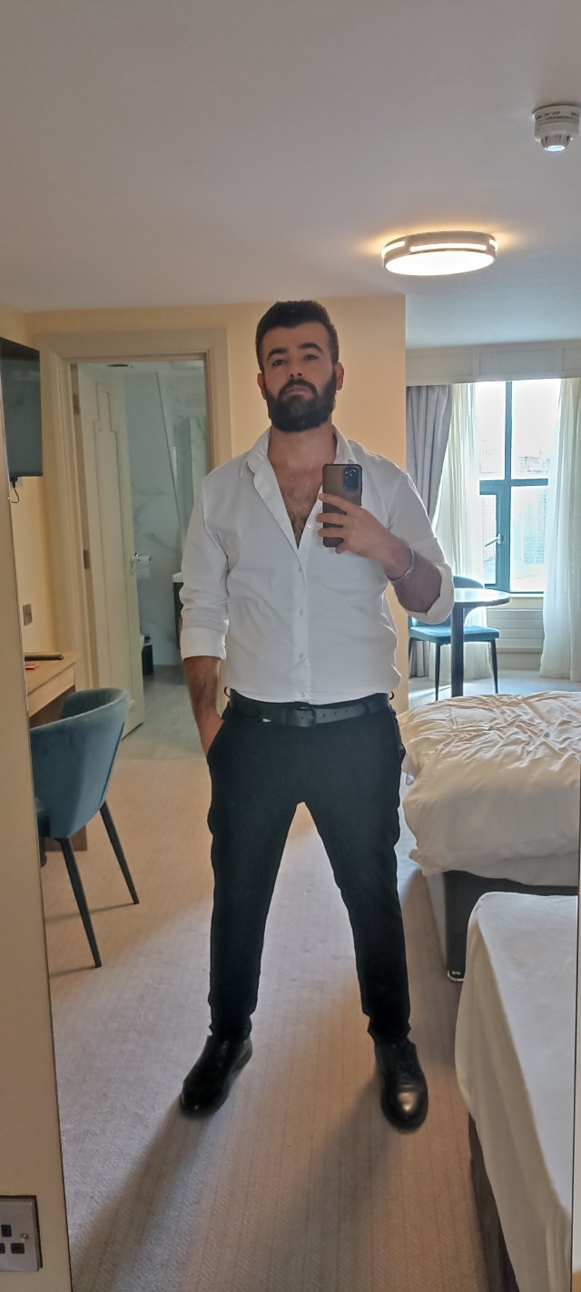 Ahmad, 25, لندن - "Ahlam"