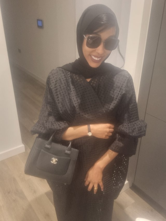 Hala, 37, لندن - "Ahlam"