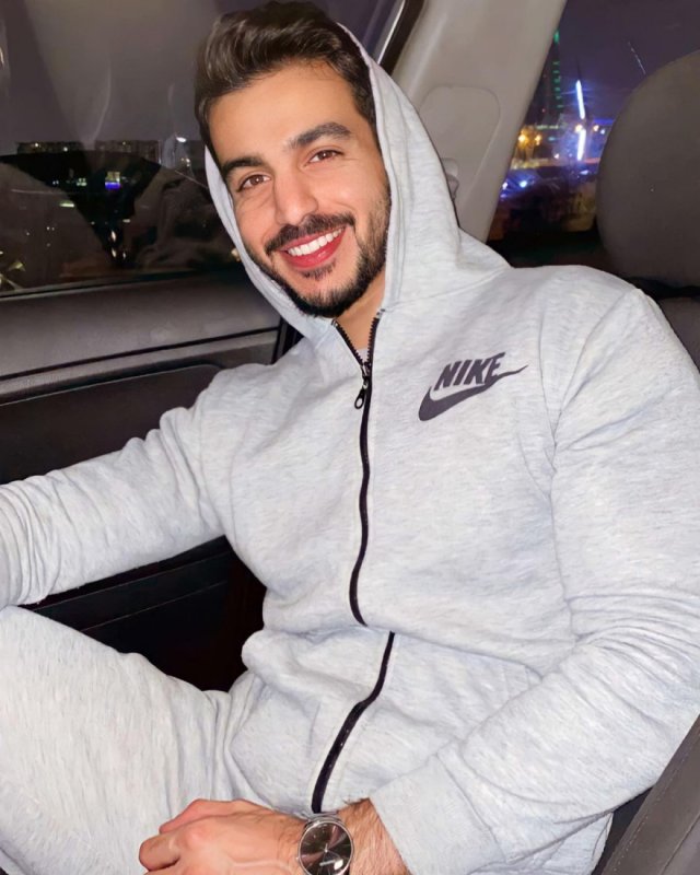 Aref, 41, لوس أنجلوس - "Ahlam"