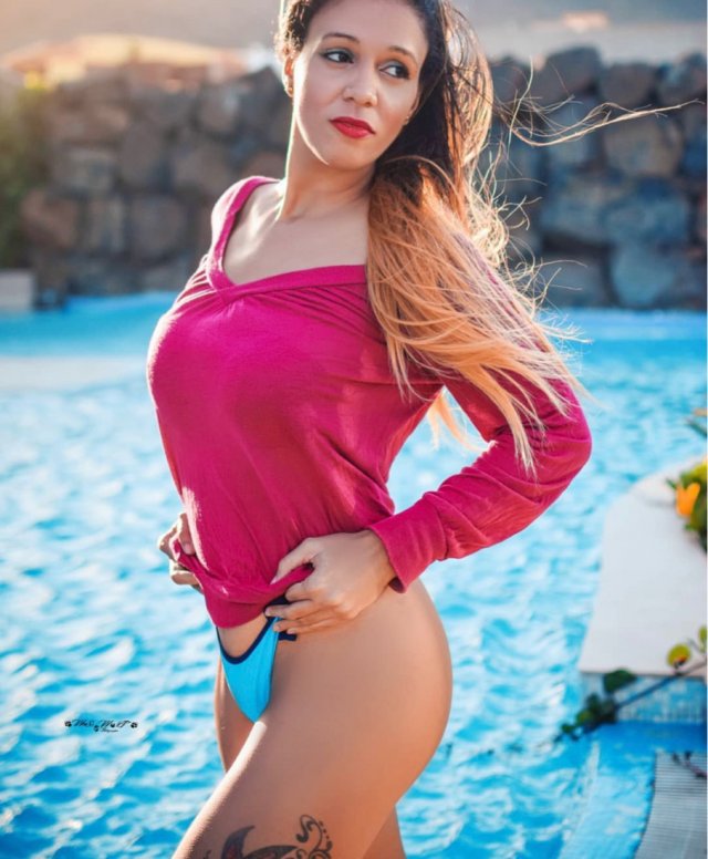 Liliana, 36, بروكتون - "Ahlam"