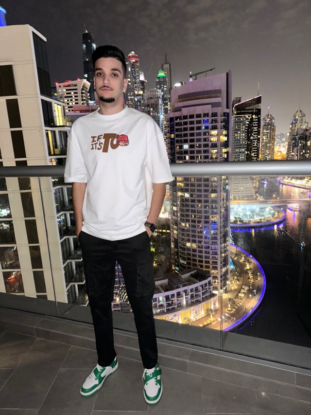 Ahmed, 23, ابوظبي - "Ahlam"