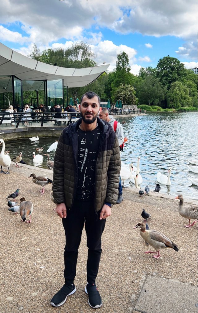 Hussein, 31, لندن - "Ahlam"