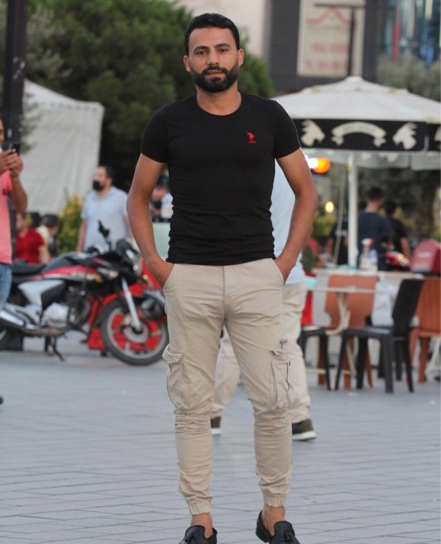 Ahmed , 34, Istanbul - "Ahlam"