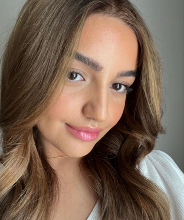 Alina, 20, Stockholm - "Ahlam"