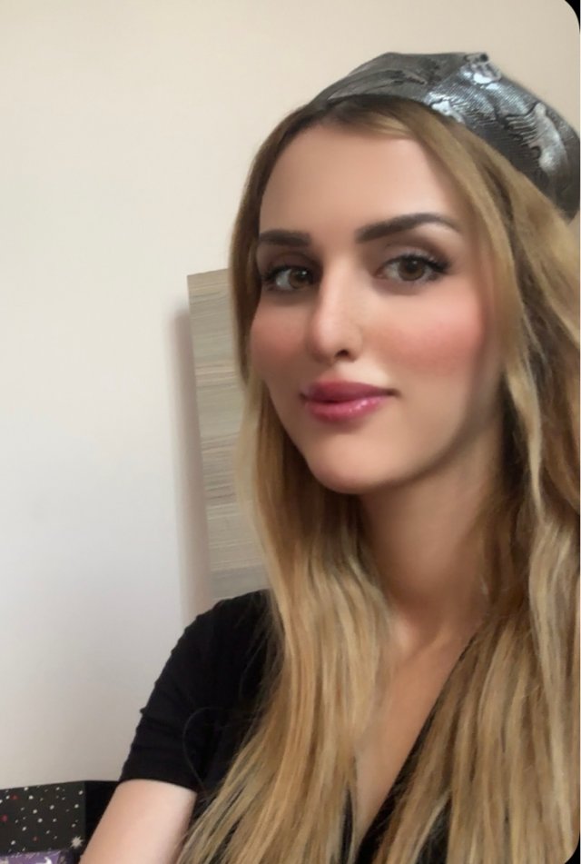 Zahraa, 24, Istanbul - "Ahlam"