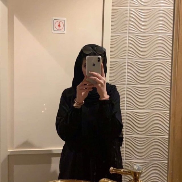 امل, 25, جدة‎ - "Ahlam"