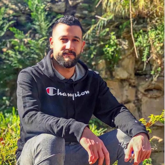 Hussein, 30, ديربورن - "Ahlam"