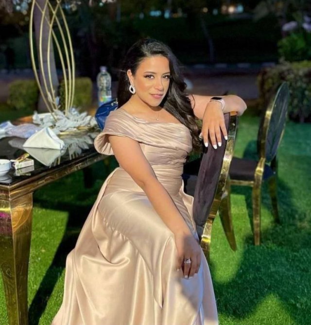 نور محمد, 27, المنصورة‎ - "Ahlam"