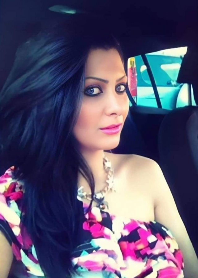 San, 30, Stockholm - "Ahlam"