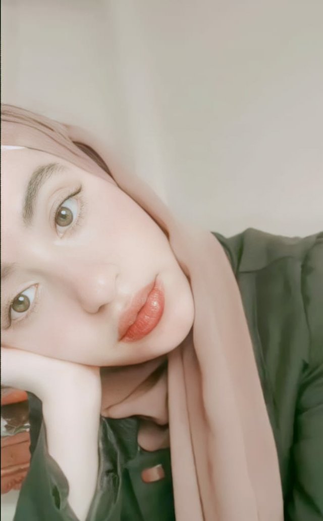 Hagar q, 26, Gampaha - "Ahlam"