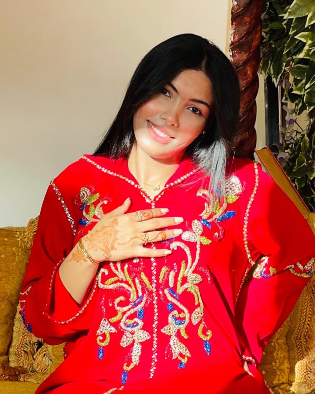 Sara, 21, الدار البيضاء - "Ahlam"