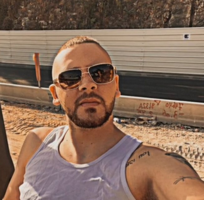 Ghaleb, 29, القدس - "Ahlam"