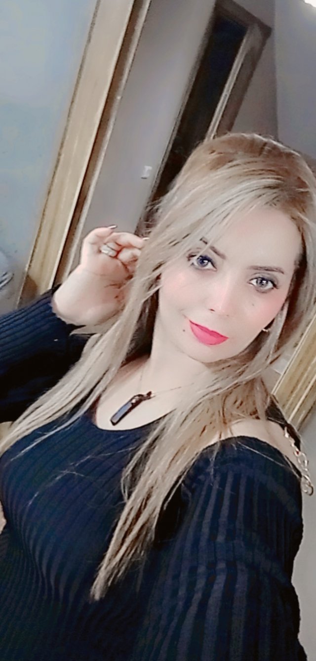 Sanaa, 34, Istanbul - "Ahlam"