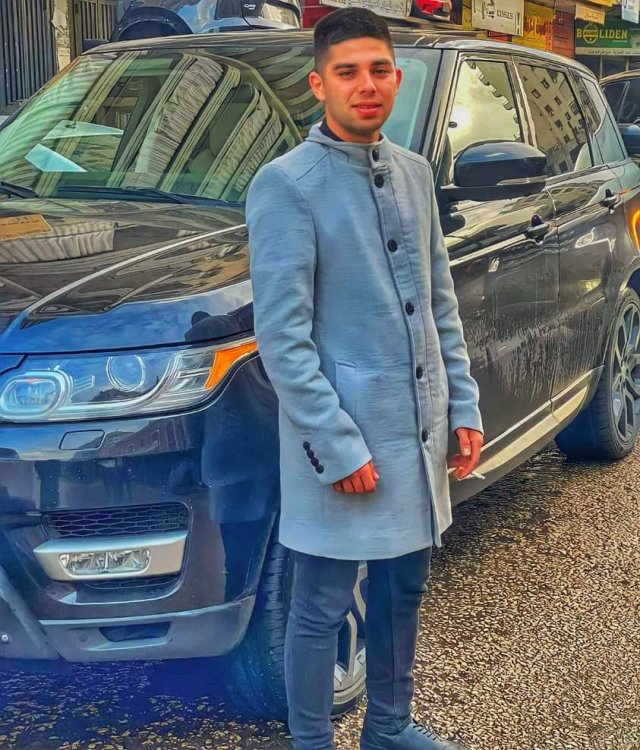 Awik, 26, بيروت - "Ahlam"