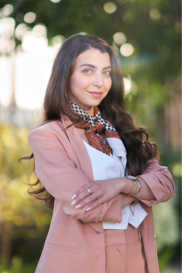 Yasmin, 25, حيفا - "Ahlam"