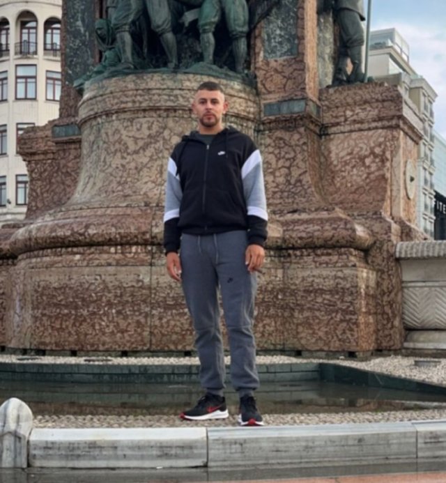 Abd, 25, القدس - "Ahlam"