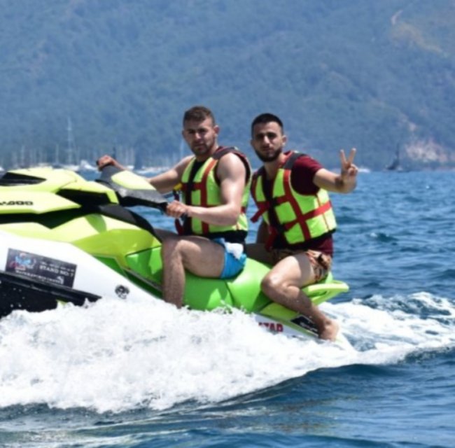 Abd, 25, القدس - "Ahlam"