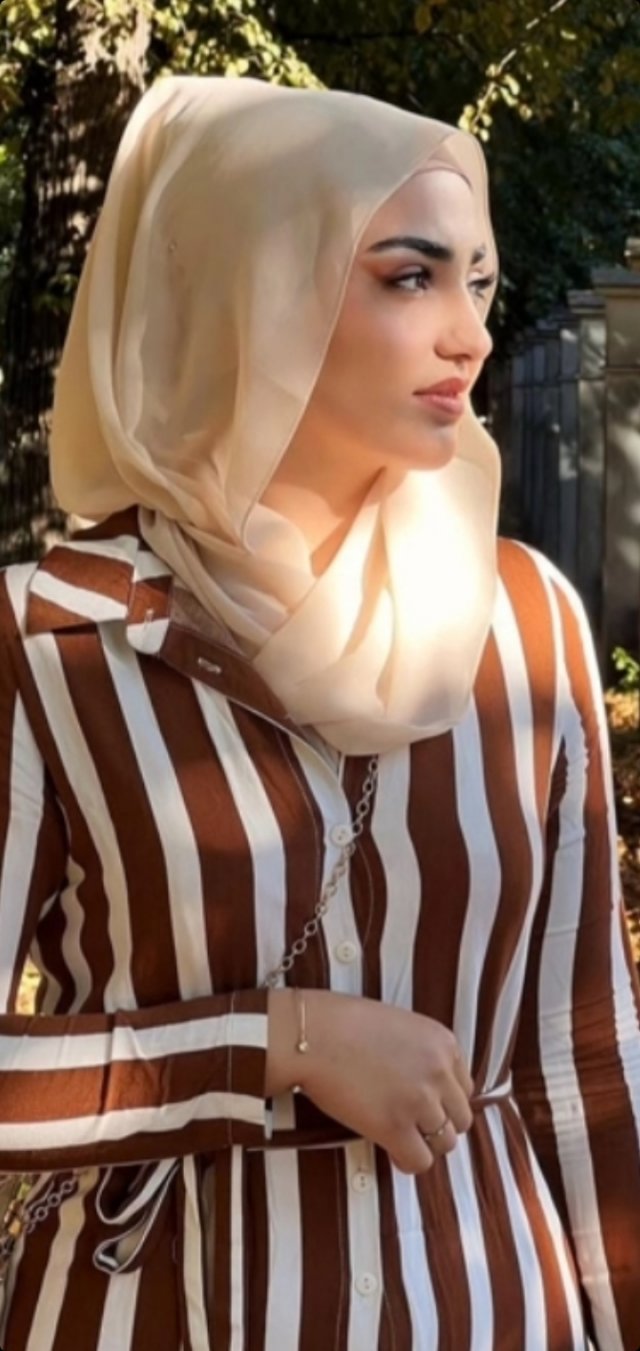 الملكة, 30, الخليل - "Ahlam"