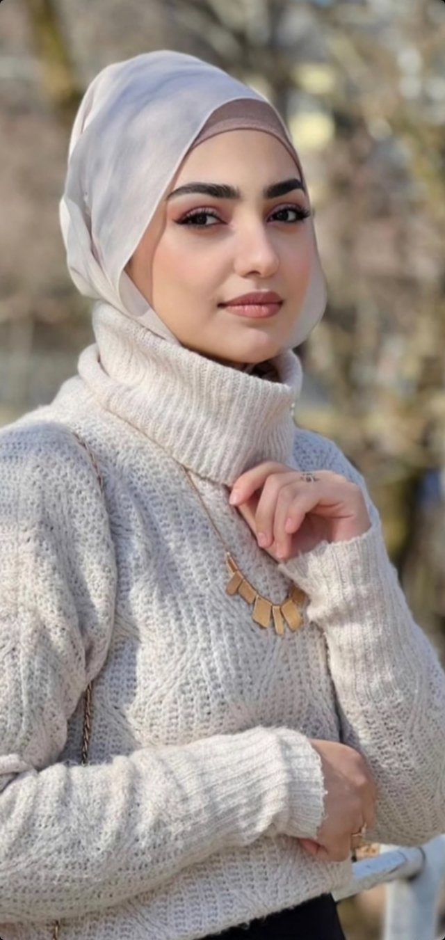 الملكة, 30, الخليل - "Ahlam"