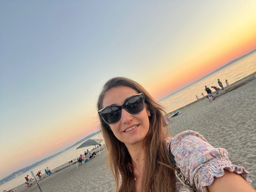 Iman, 40, بيروت - "Ahlam"